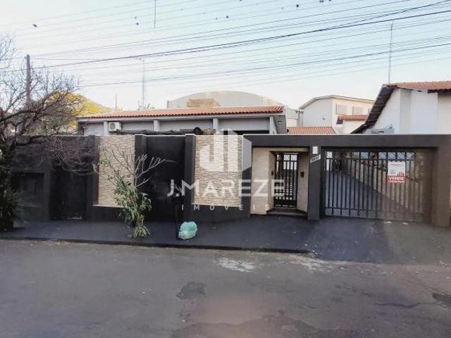 CASA DE 250M² NO BAIRRO 28 COM SUÍTE E AREA GOURMET