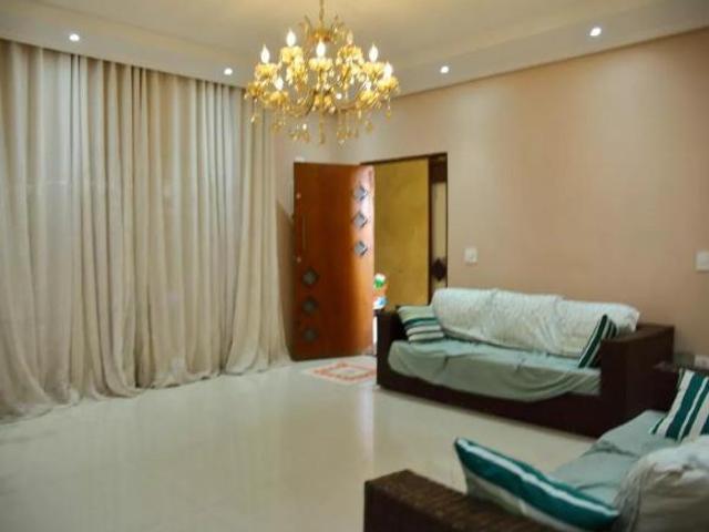 Casa de 259 m² com 4 quartos em venda em Jardim Industrial