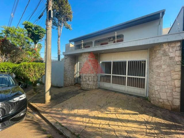Casa de 277 m² Werner Plaas Americana, aluguel por R$ 4.000/mês