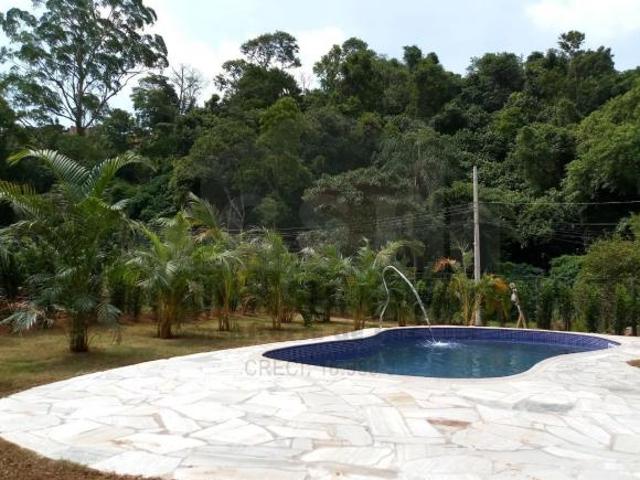 casa de 288m² no Granja Viana
