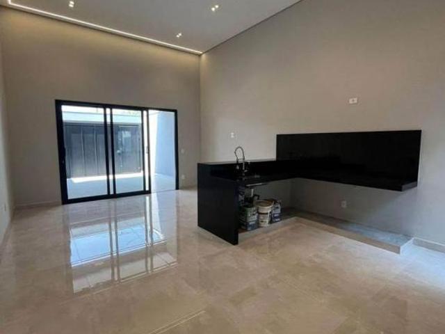 Casa à venda em São Sebastião do Paraíso, no Parque São Judas Tadeu
