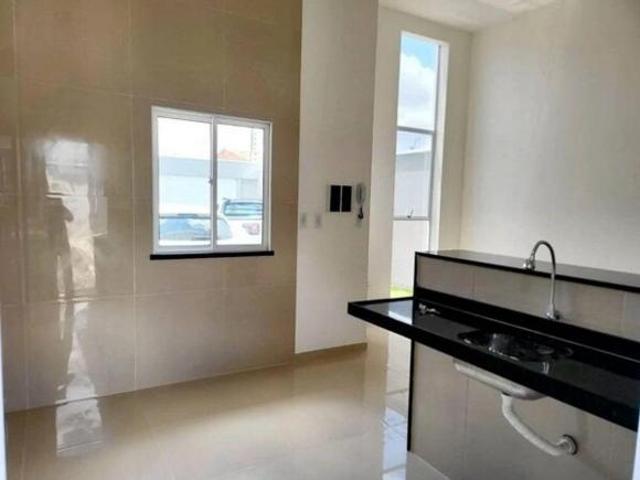 Casa de 200 m² com 2 suítes, 2 vagas e área gourmet à venda no Conceição