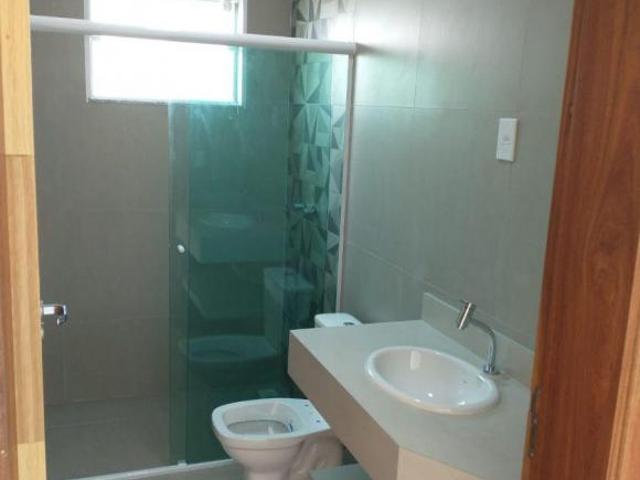 Casa de 200 m² com 3 quartos, 1 suíte, 2 vagas à venda no Centro