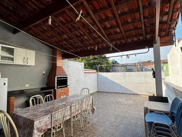 Casa de 200 m² com 3 quartos em venda em Vila Santa Clara ZL