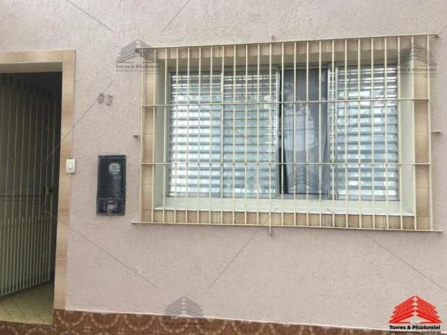 casa de 200m², a venda na Mooca, com 4 dormitórios, 4 salas, 3 banheiros, 1 vaga de garagem, área de