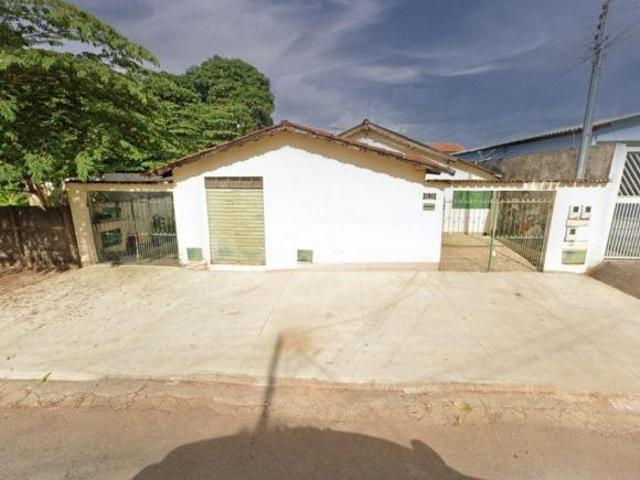 Casa de 200m² à venda por R$ 660.000 no Setor Sudoeste Goiânia