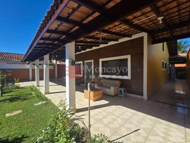 Casa de 206m² a 100m da praia do Porto Novo — pronta para morar