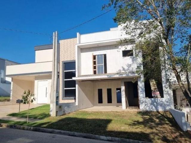 Casa de 209 m² com 3 Suítes Localizado Condomínio Terras de São Francisco