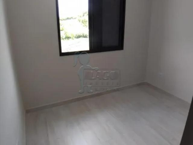 Casa de 210m² com 03 suítes à venda em condomínio Reserva San Tiago