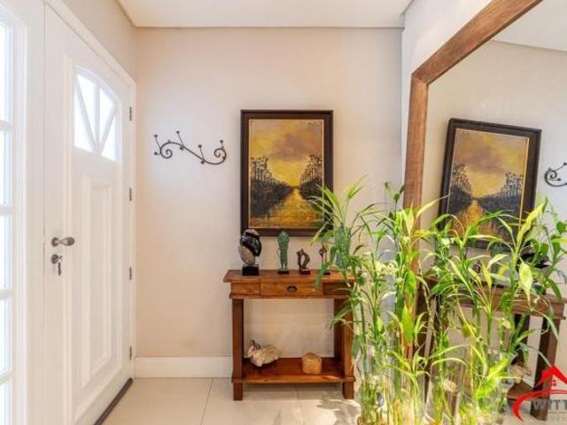 Casa de 218 m² no Condomínio Terra Mater