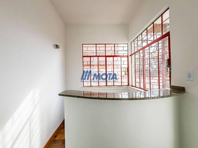Casa de 220 m² na David Carneiro São Francisco Curitiba PR, aluguel por R$ 5.100/mês