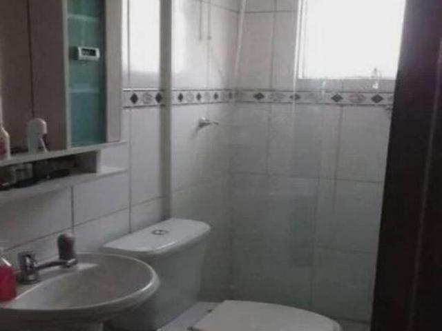 Casa de 220 m² com 3 quartos, 2 suítes, 2 vagas e área de lazer à venda no Jardim Maria Helena
