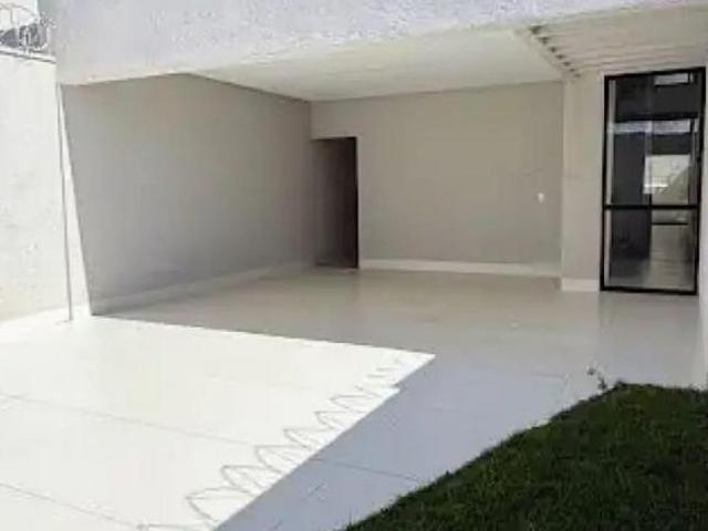 Casa de 220 m² com 3 quartos à venda na Cidade Patriarca