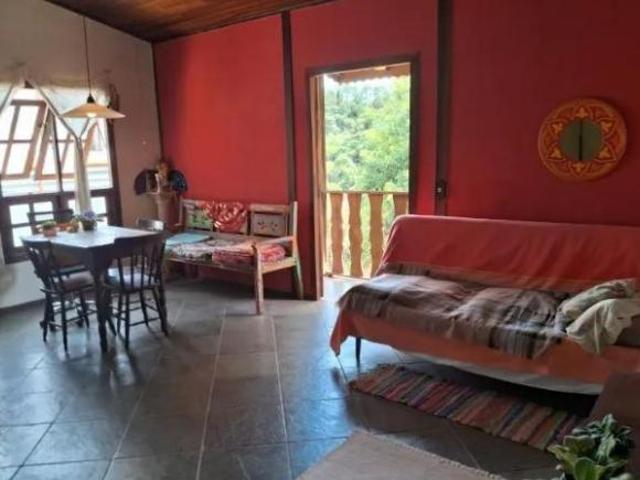 Casa de 220 m², 6 quartos em Caraguatá, Mairiporã