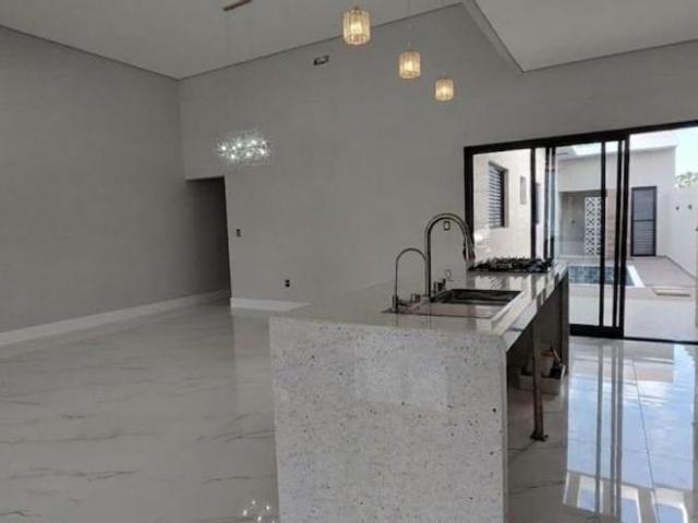Casa de 221 m² com 3 quartos à venda em Sorocaba Condomínio Residencial Helena Maria
