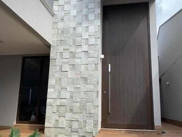 Casa de 228 m² com 3 quartos à venda na Vila Galvão