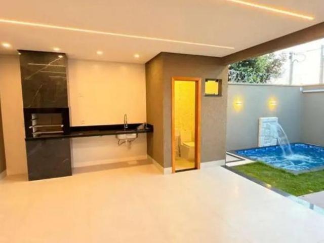 Casa de 230 m² com 3 quartos à venda no CentroNova Vinhedo
