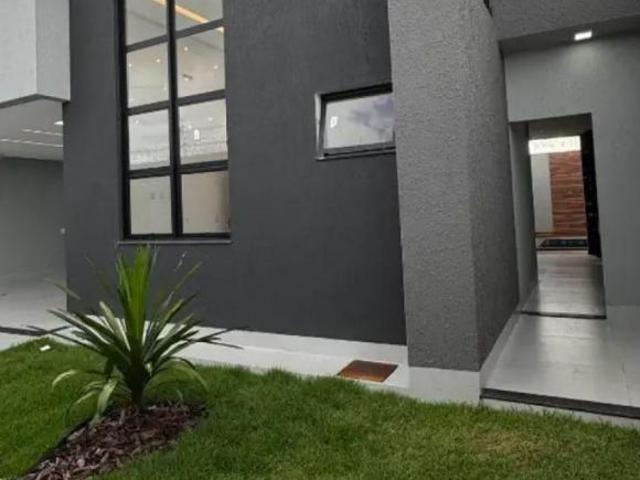 Casa de 230 m² com 3 quartos à venda no Jardim Regina