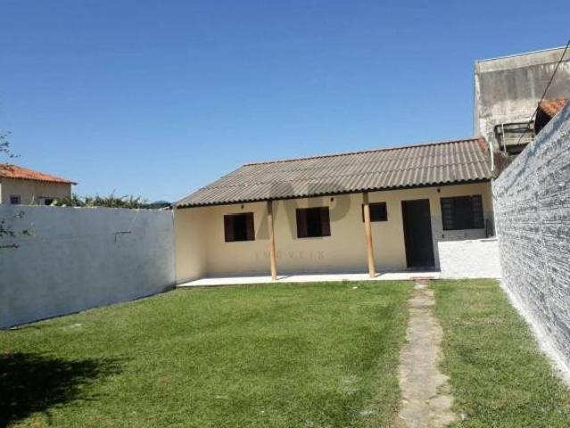 Casa de 2 dormitórios, com amplo quintal à venda no bairro Potiguara, em Itu