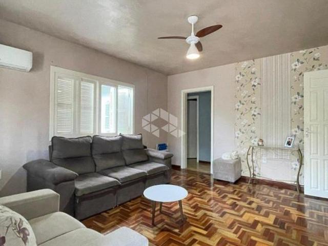 Casa de 2 dormitórios com suite no bairro Aliança!