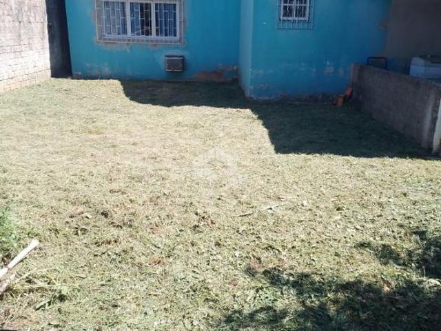 Casa de 2 dormitórios à venda no Bairro Carolina em Santa Maria