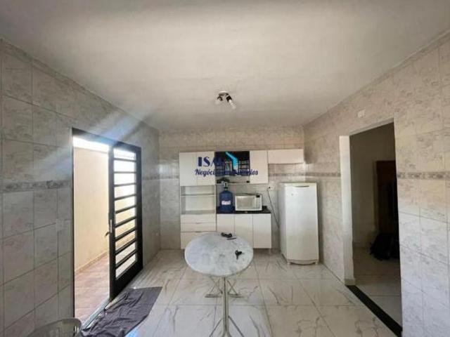 Casa de 2 dormitórios a venda no bairro Parque Residencial Vila União