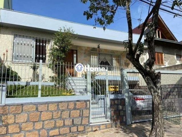 Casa de 2 dormitórios, bairro Vila Ipiranga