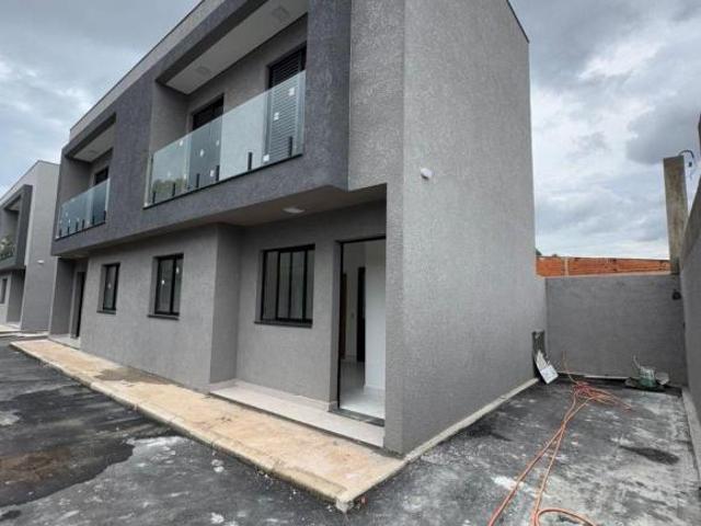Casa de 2 dormitórios em condomínio