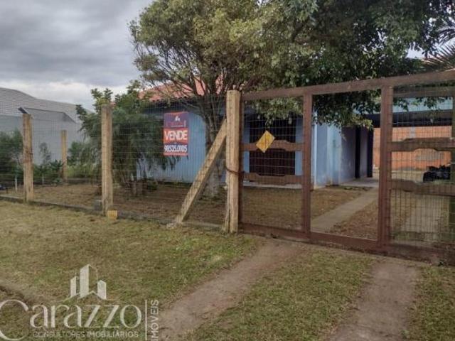 Casa de 2 dormitórios em excelente localização em Nova Tramandaí