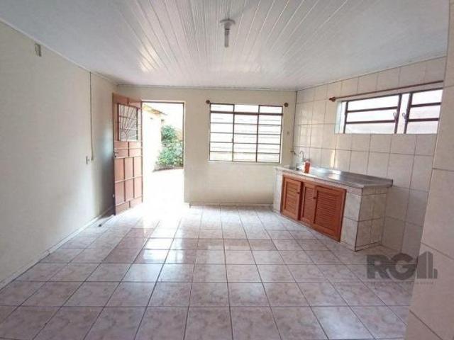 Casa de 2 dormitórios no bairro Campo Novo