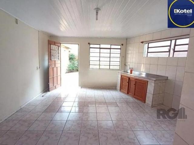 Casa de 2 dormitórios no bairro Campo Novo