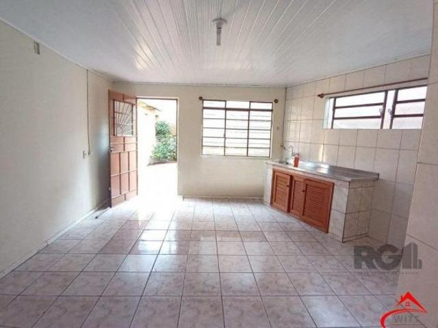 Casa de 2 dormitórios no bairro Campo Novo