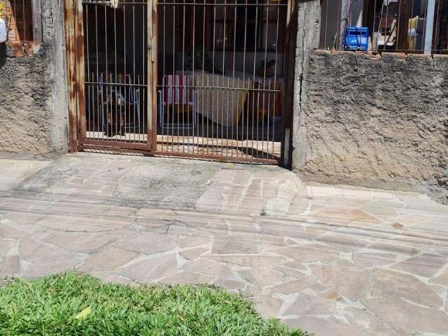 Casa de 2 Dormitórios no bairro Hipica