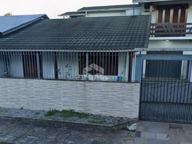 Casa de 2 dormitórios, suíte, no Bairro Bela Vista