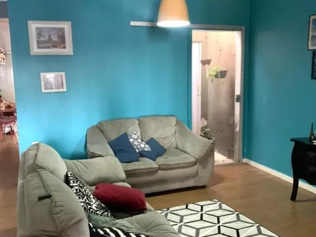 Casa de 2 pavimentos na 14 de abril! Área total de 190m²