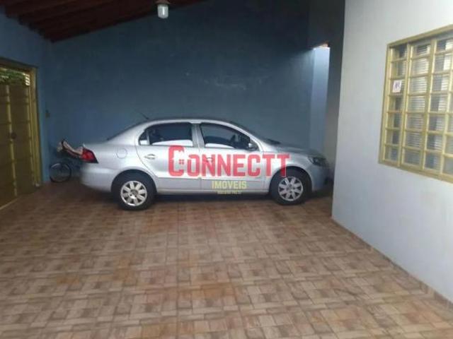 CASA DE 2 QUARTOS 3 VAGAS DE GARAGEM NO BAIRRO PAULO GOMES ROMEO