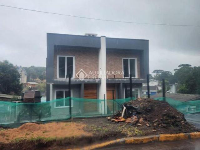 Casa de 2 quartos com 1 vaga à venda no bairro VI Cedro em Canela