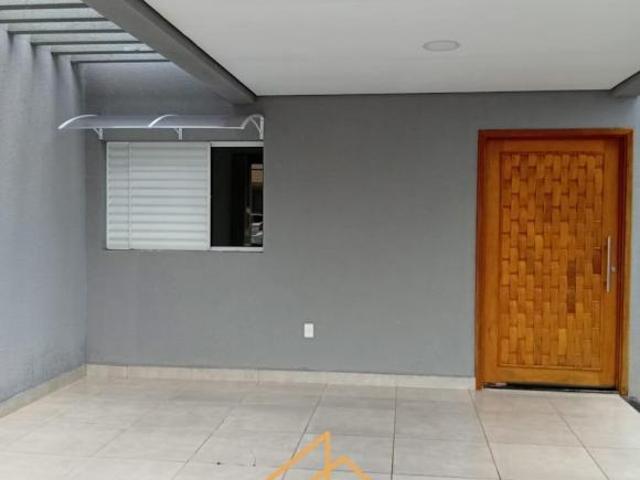 Casa de 2 quartos e 1 suíte à venda em condomínio no Jardins do Império, Indaiatuba SP: 105m², 2 sal