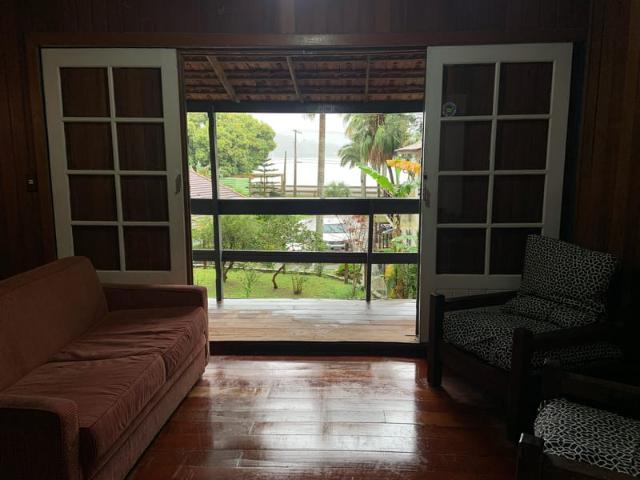 casa de 2 quartos em frente a lagoa