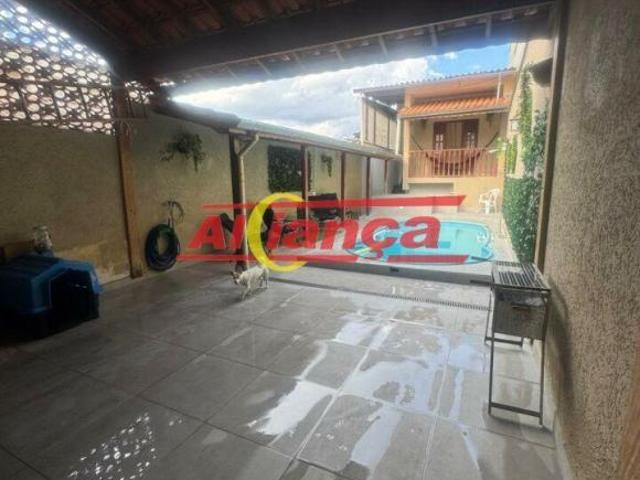 Casa de 2 quartos, sendo 2 suítes no Paraventi Pensa em uma casa bem aconchegada, rica em detalhes