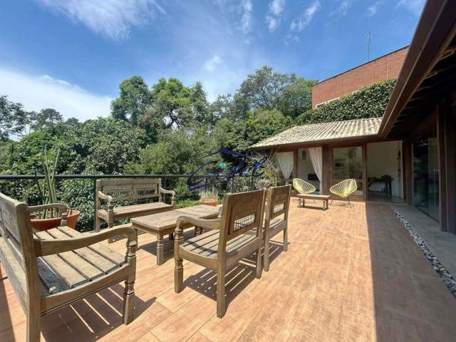 Casa de 355 m² na São Camilo Granja Viana Carapicuíba SP, à venda por R$ 2.250.000 ou aluguel por R$ 16.000/mês