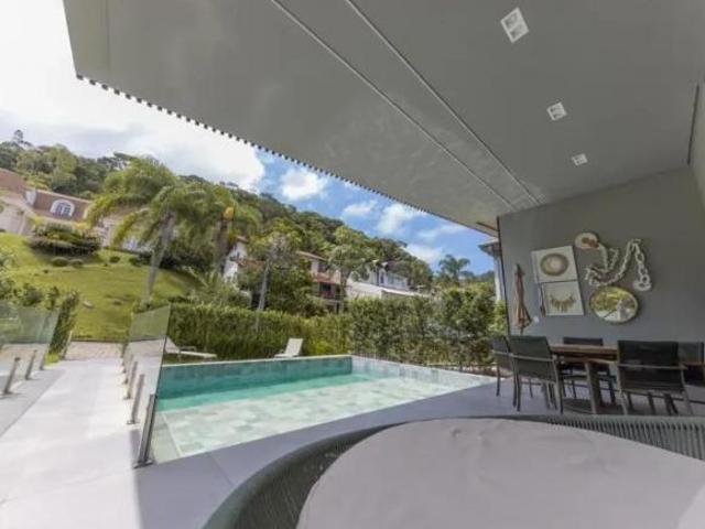 Casa de 360 m² com 5 quartos em venda em Sobradinho ideal para a sua familia