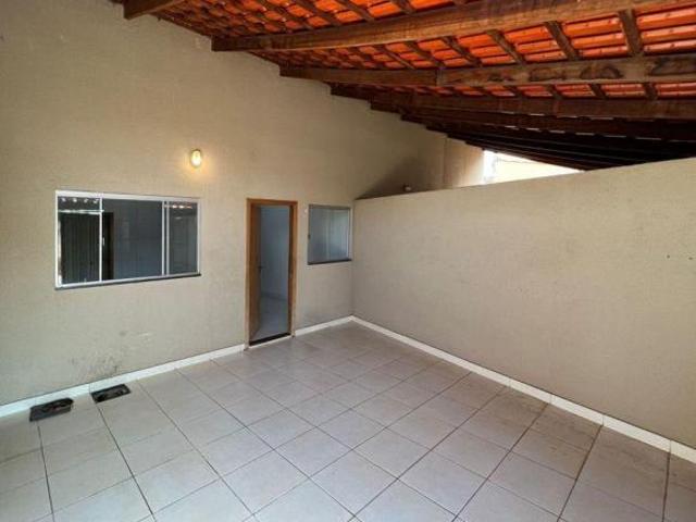 Casa de 360 m² com 03 quartos à venda por R$ 650.000 no Lorena Park Goiânia/GO