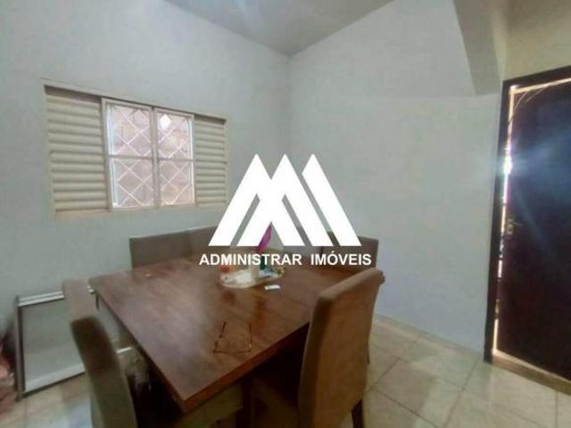 Casa de 360m² com terrço á venda em Igarapé MG!