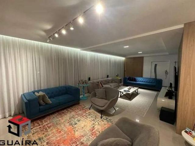 Casa de 364m² no Parque Espacial em SBC SP