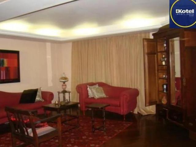 Casa de 370m² 4 dormitórios, 2 suítes e 4 vagas de garagem no bairro Espírito
