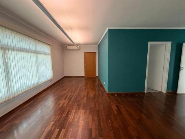 Casa de 377 m² com 4 quartos à venda no Butantã USP