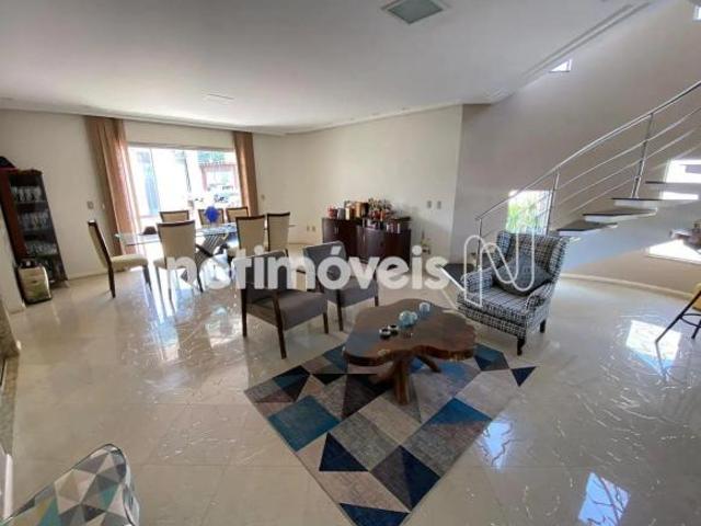 Casa de 390m², lote de 479m², 4 qtos, 2 suítes, hidromassagem, varanda R$: 1.650.000