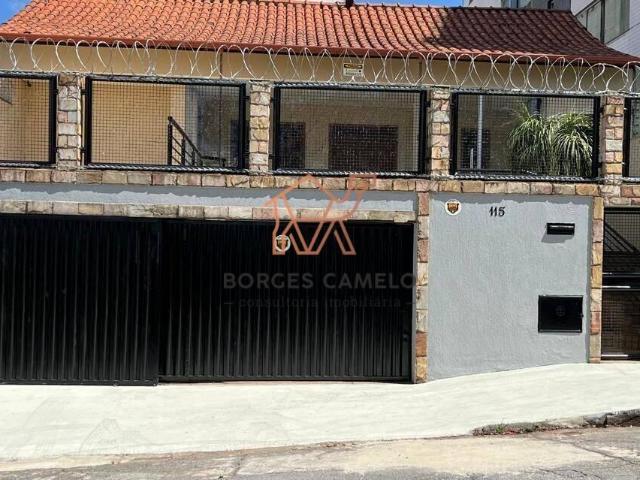 Casa de 303 m² na Rodolfo Jacob Barreiro Belo Horizonte MG, aluguel por R$ 8.500/mês