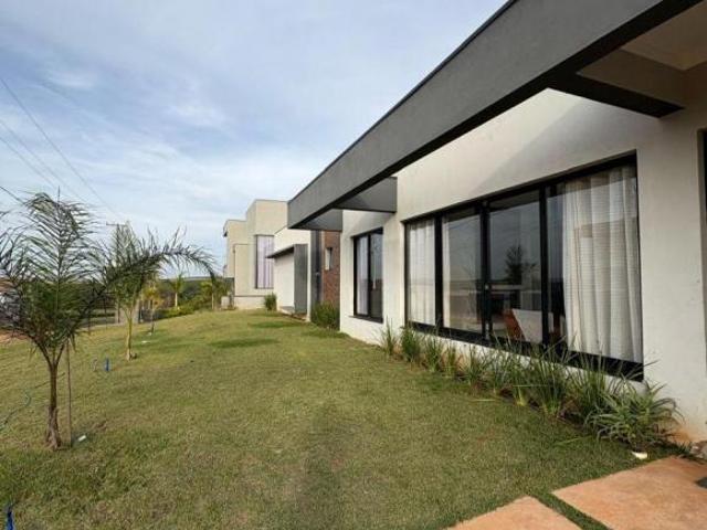 Casa de 300 m², mobiliada, com 5 suítes/dorms, piscina, no Riviera de Santa Cristina XIII
